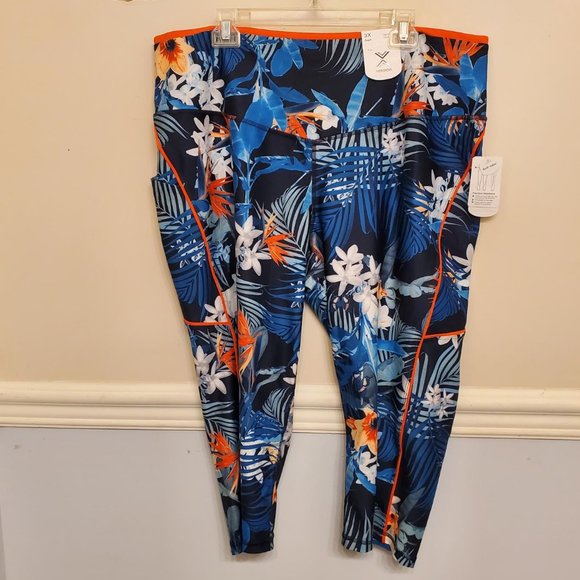 Xersion | Pants & Jumpsuits | Xersion Womens Isla Floral Stretchy Capri ...